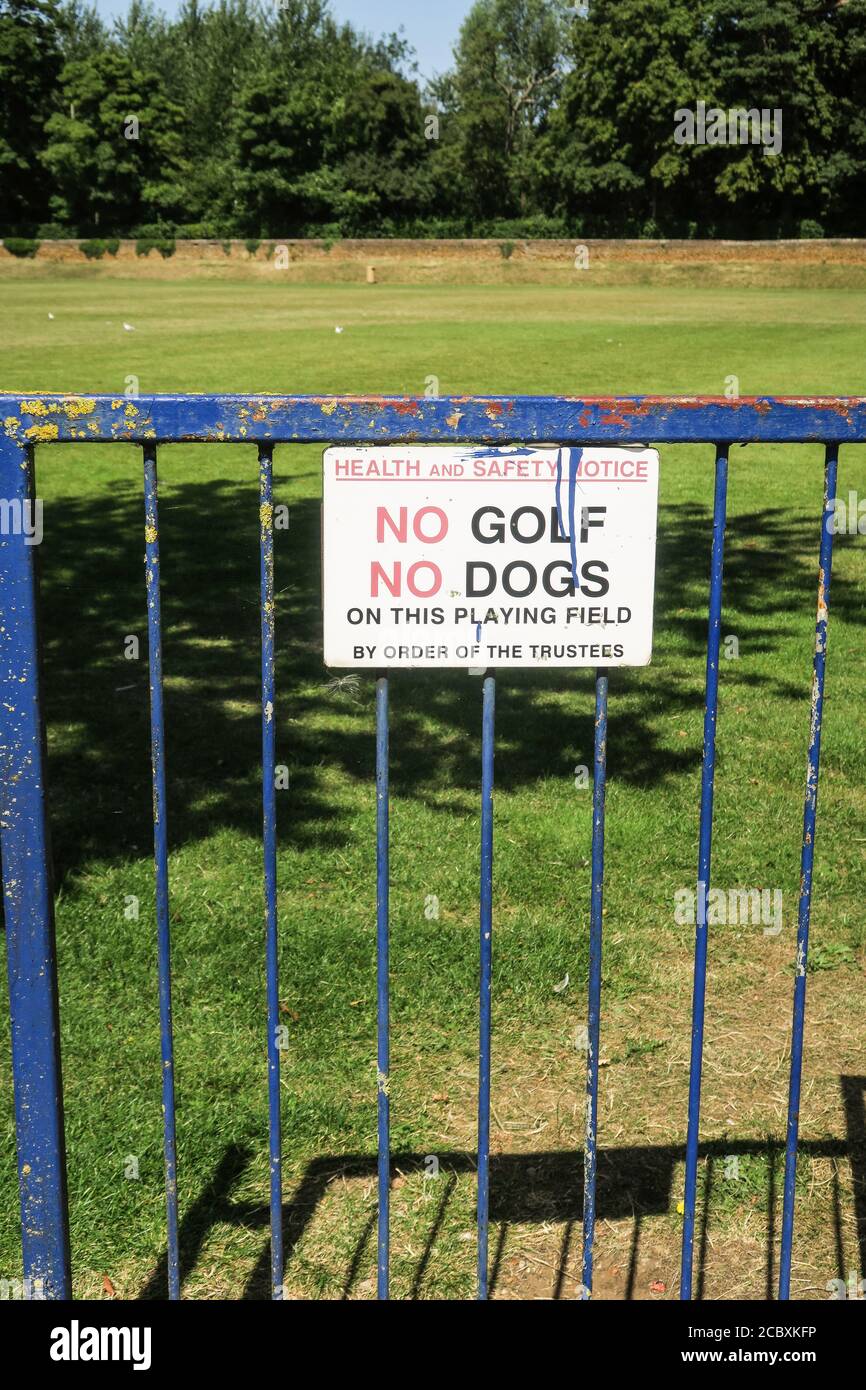 No golf sign hi-res stock photography and images - Alamy