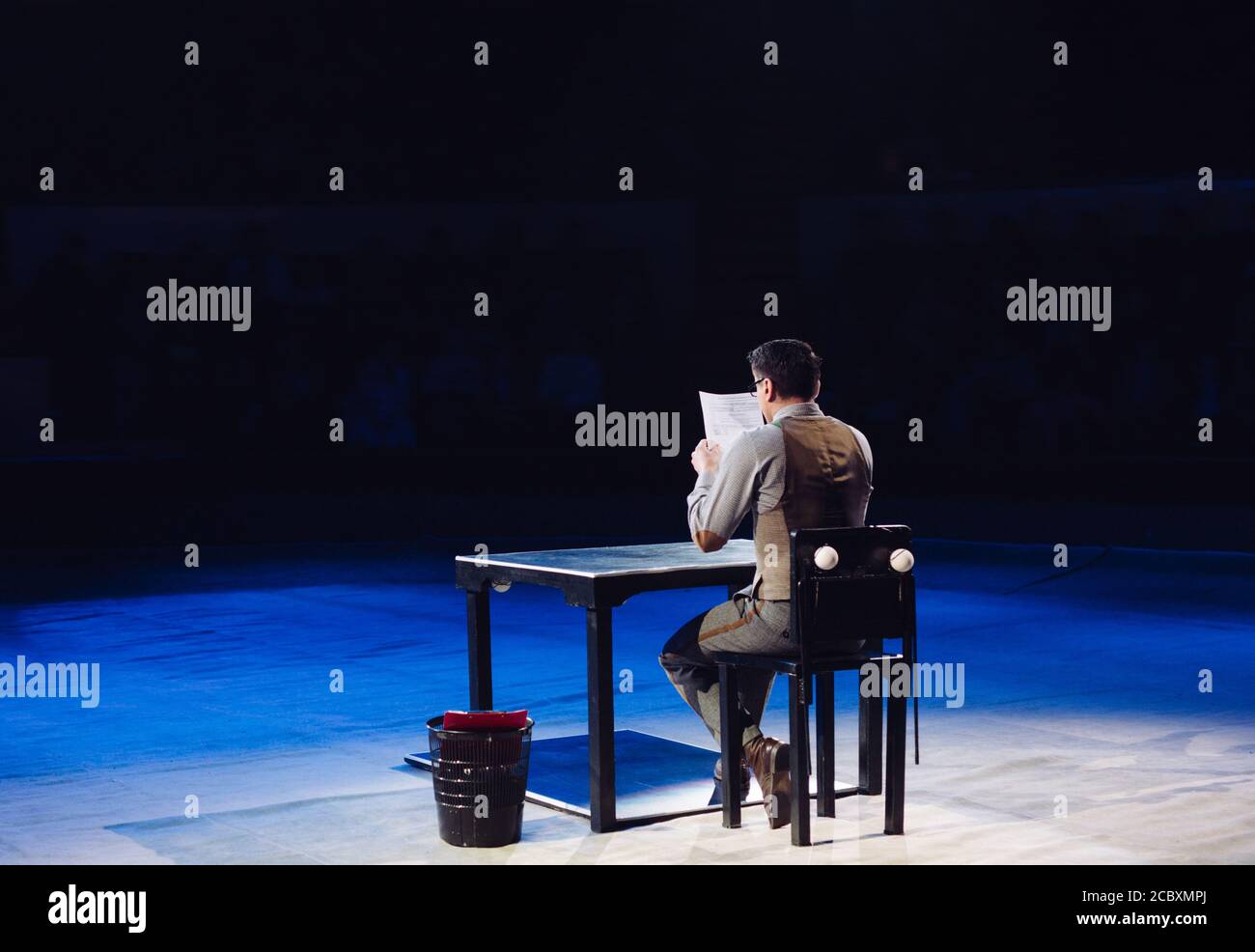 Lone worker office hi-res stock photography and images - Alamy