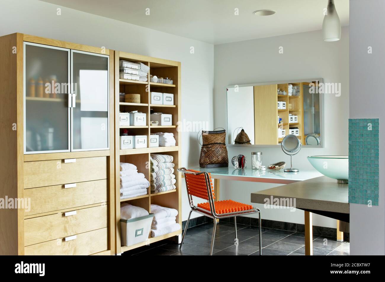 Bath cabinet hi-res stock photography and images - Alamy