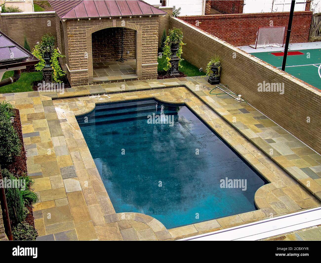 Deck pool house hi-res stock photography and images - Alamy