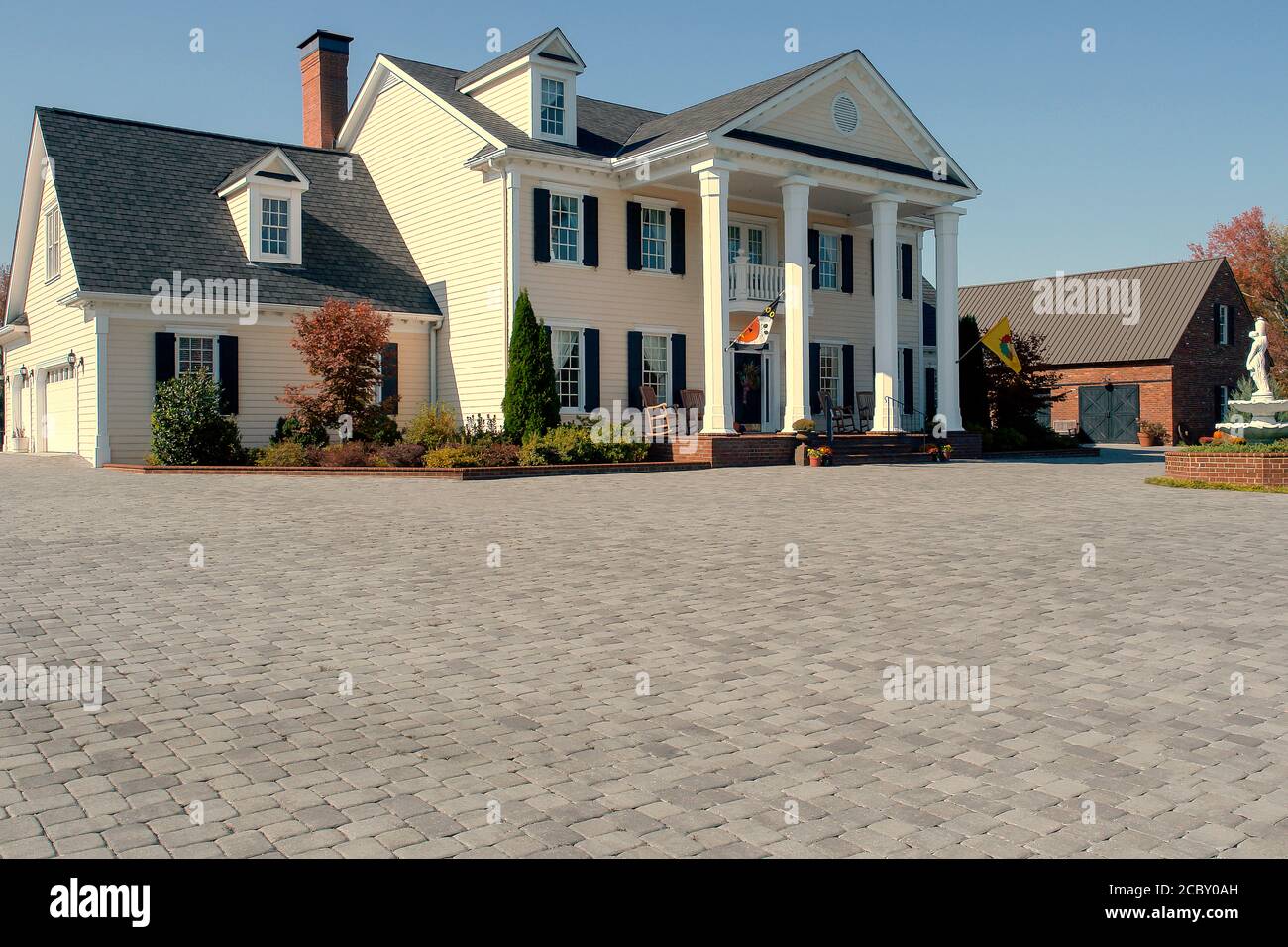 Large American house, Exterior, 4 Columns Stock Photo - Alamy
