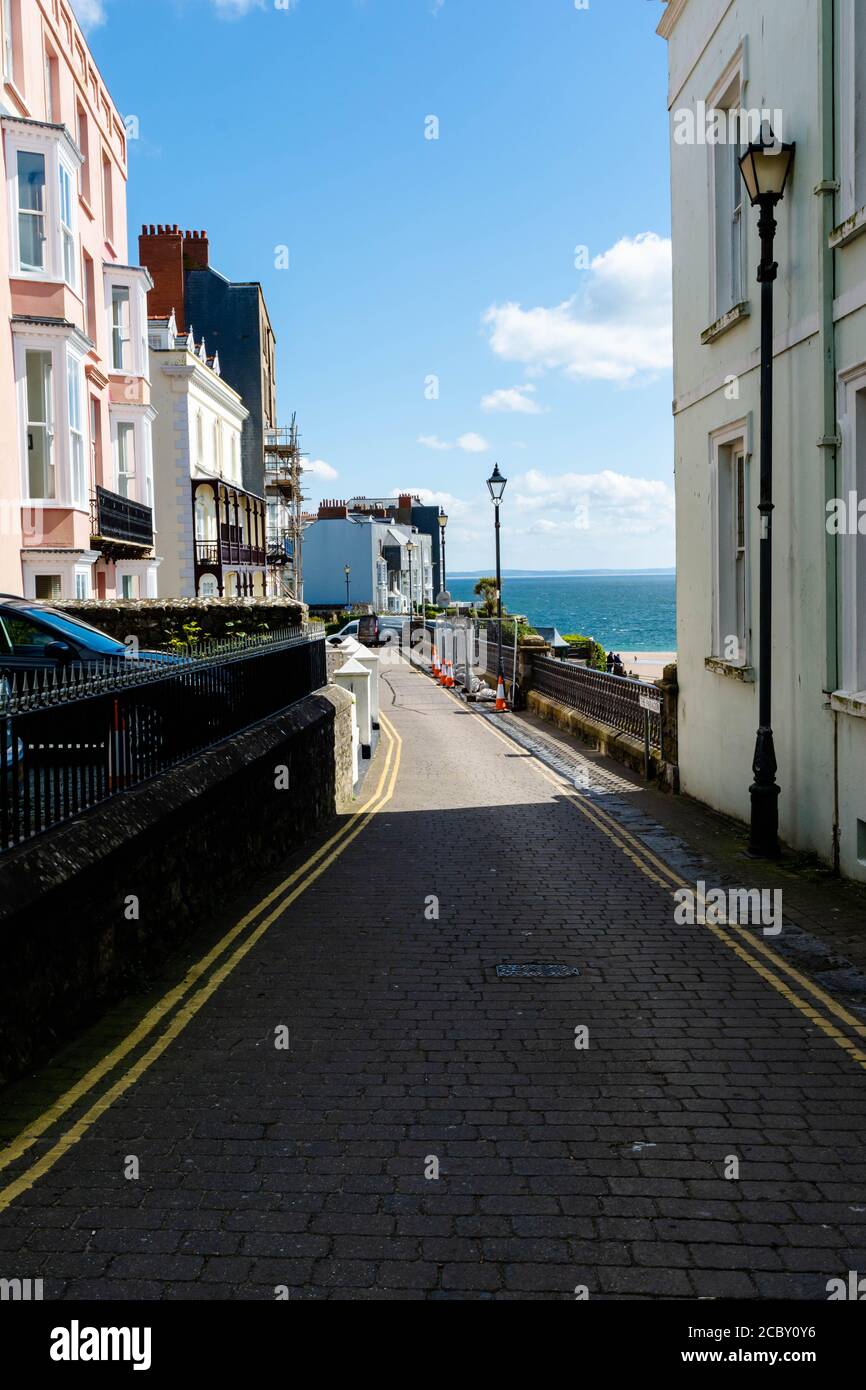 Tenby town street hi-res stock photography and images - Alamy