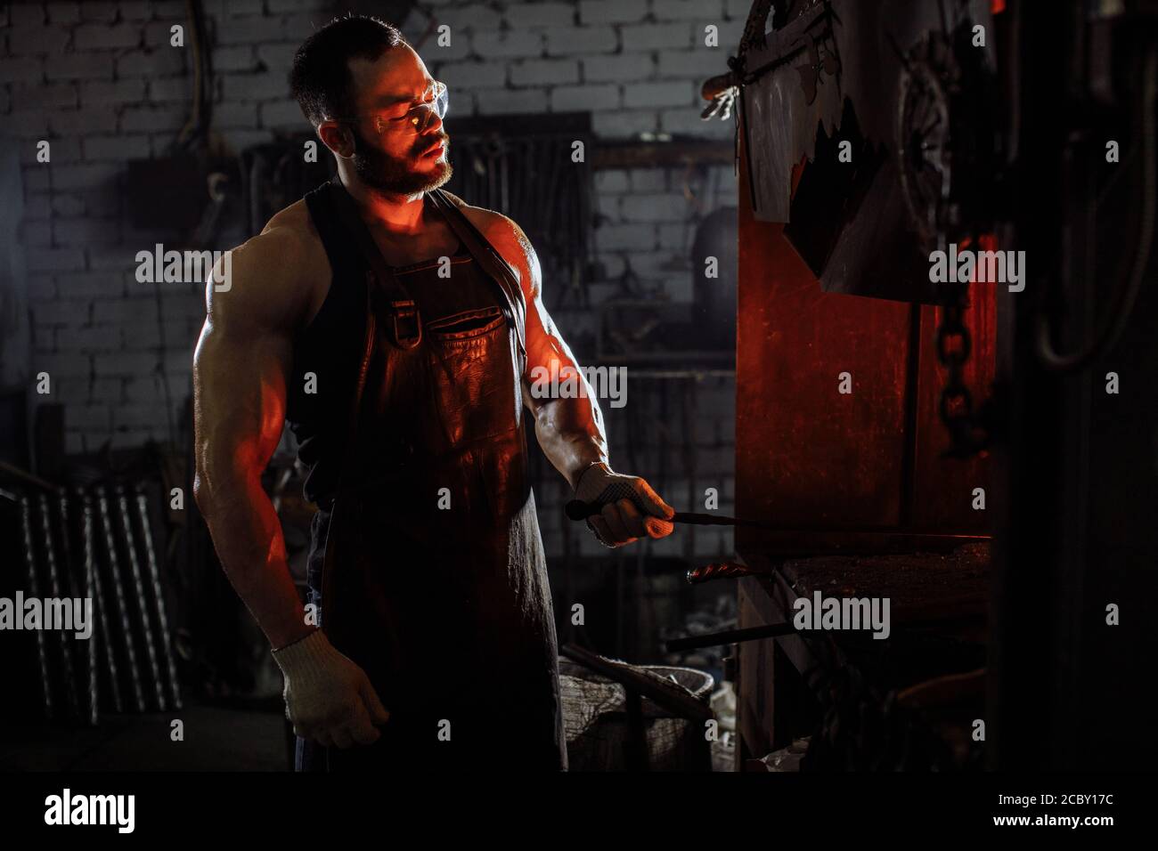 Blacksmith preparing fire hi-res stock photography and images - Alamy