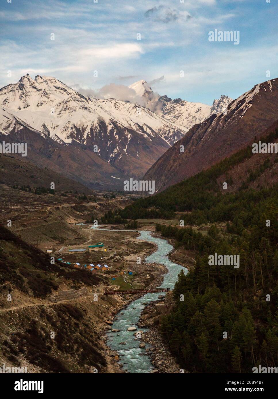 Himachal pradesh border hi-res stock photography and images - Alamy