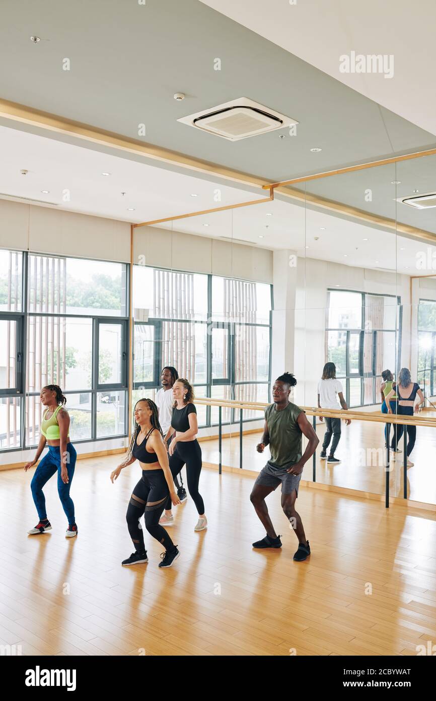 Classroom dance hi-res stock photography and images - Alamy