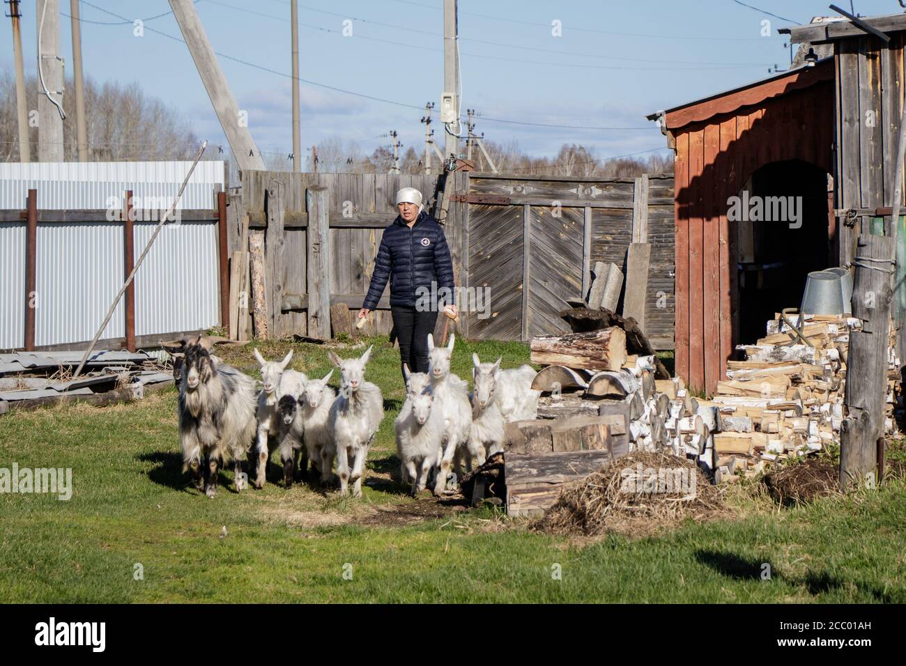 Woman farm house russia hi-res stock photography and images - Alamy