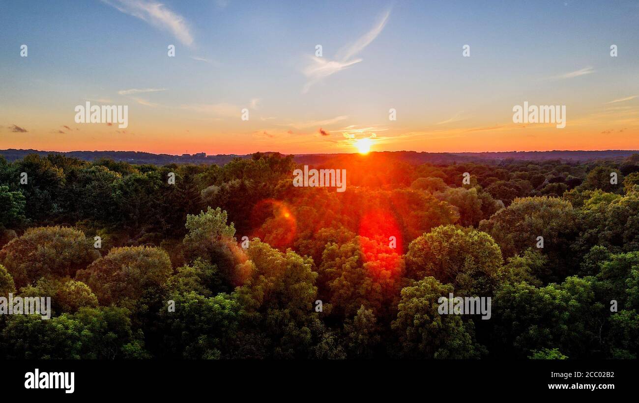 Summer sunset above canadian hi-res stock photography and images - Alamy