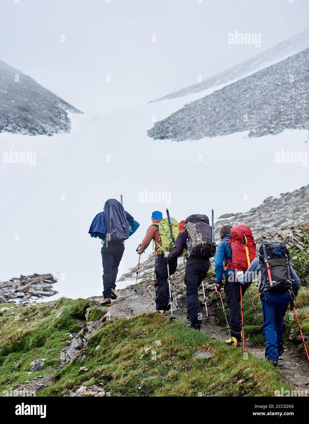 Hillside hiking trails hi-res stock photography and images - Alamy