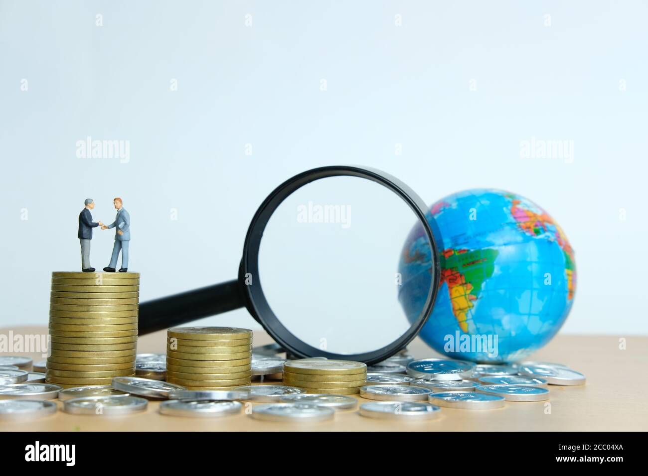 Global trade partnership hi-res stock photography and images - Alamy