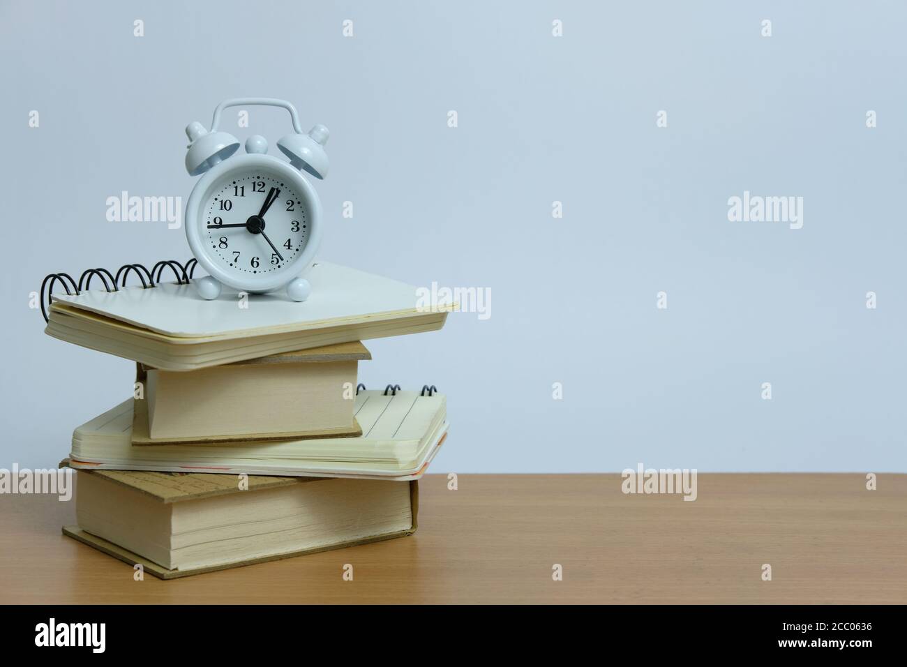 Workload hi-res stock photography and images - Alamy