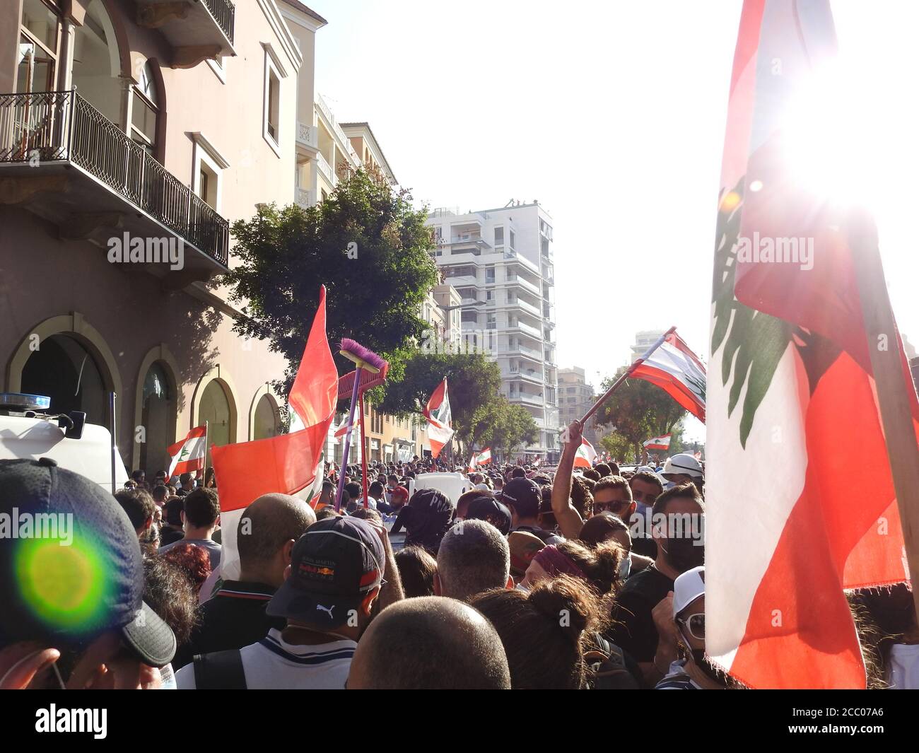 Lebanon beirut protest hi-res stock photography and images - Alamy