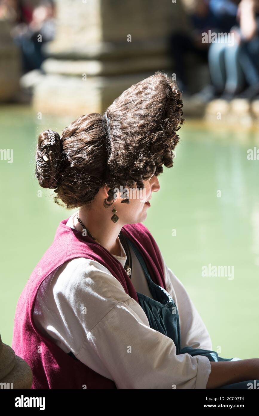 British Upper Class High Resolution Stock Photography and Images - Alamy