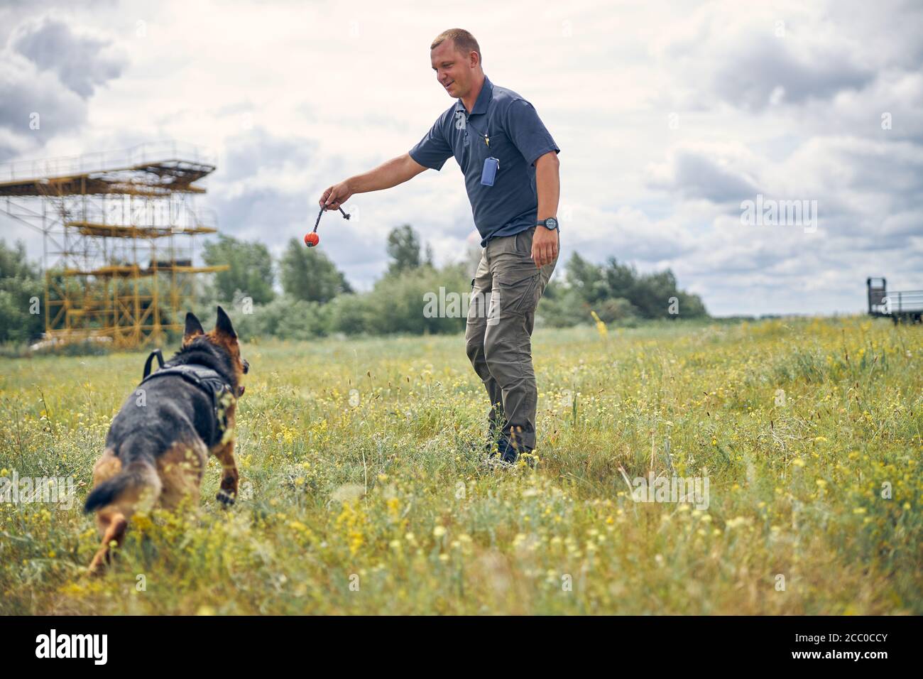 Border guard training hi-res stock photography and images - Alamy
