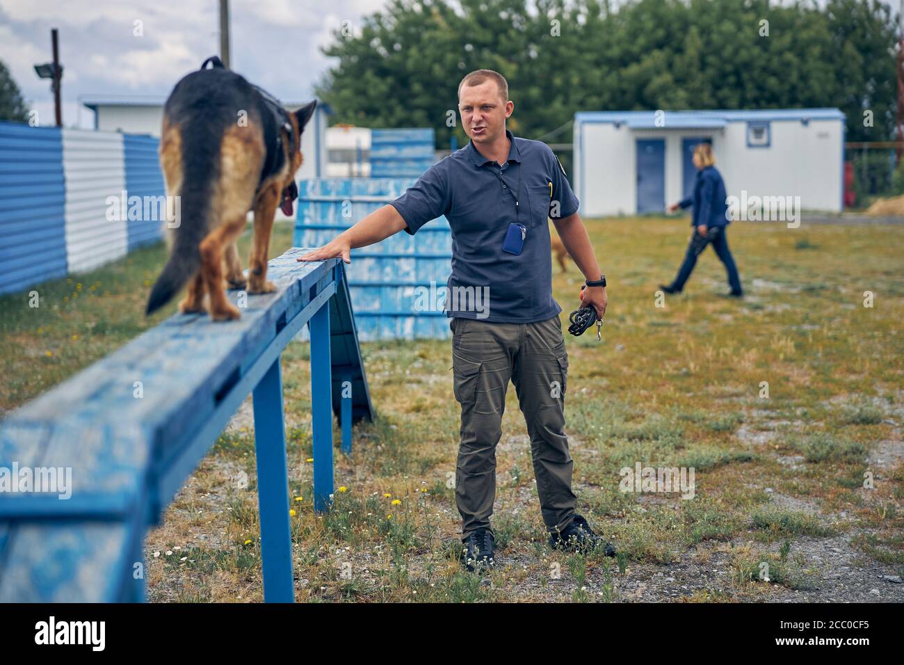 Male police dog handler hi-res stock photography and images - Alamy