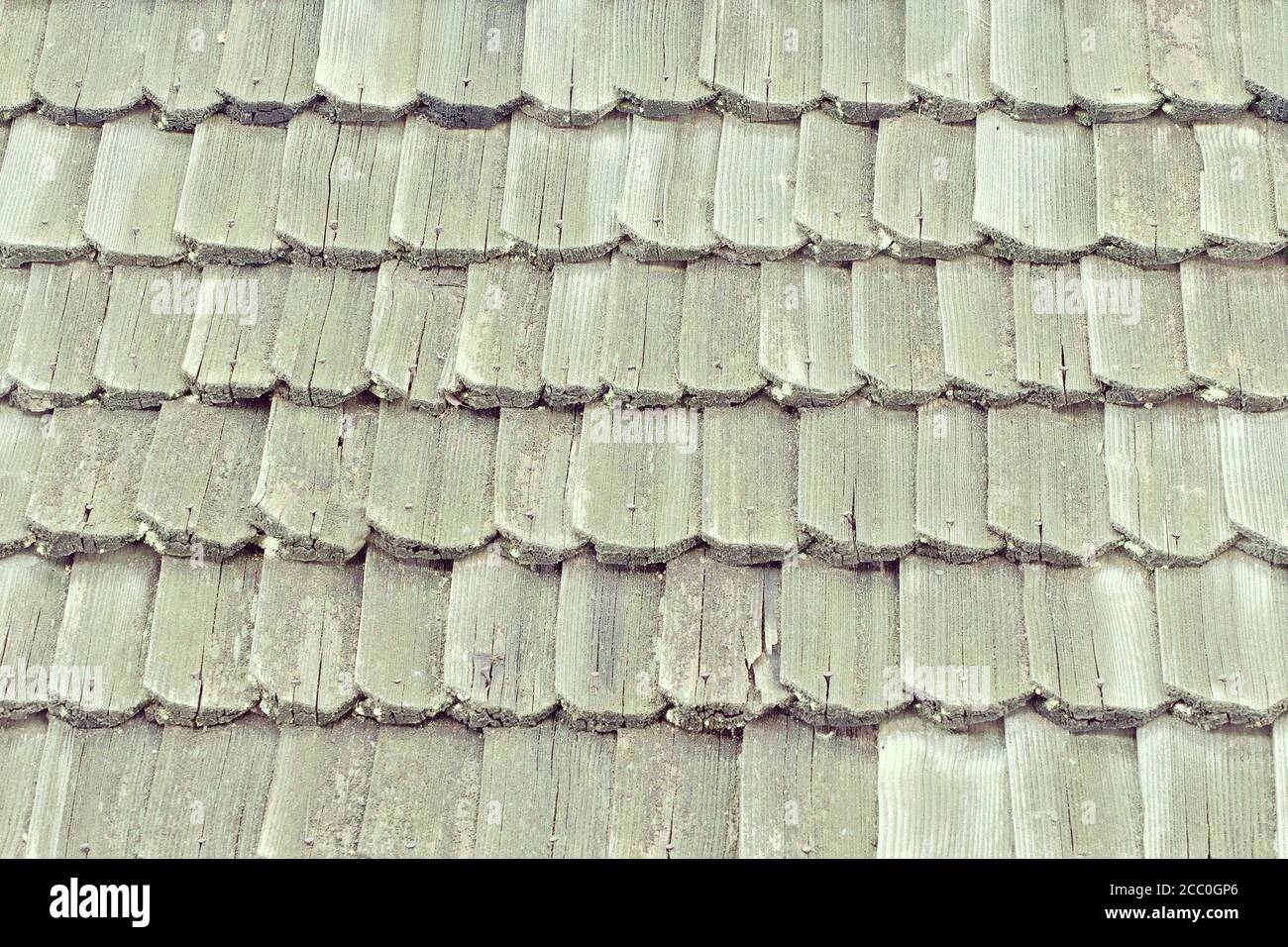 Old roof with wooden shingles. Texture. Close-up Stock Photo - Alamy