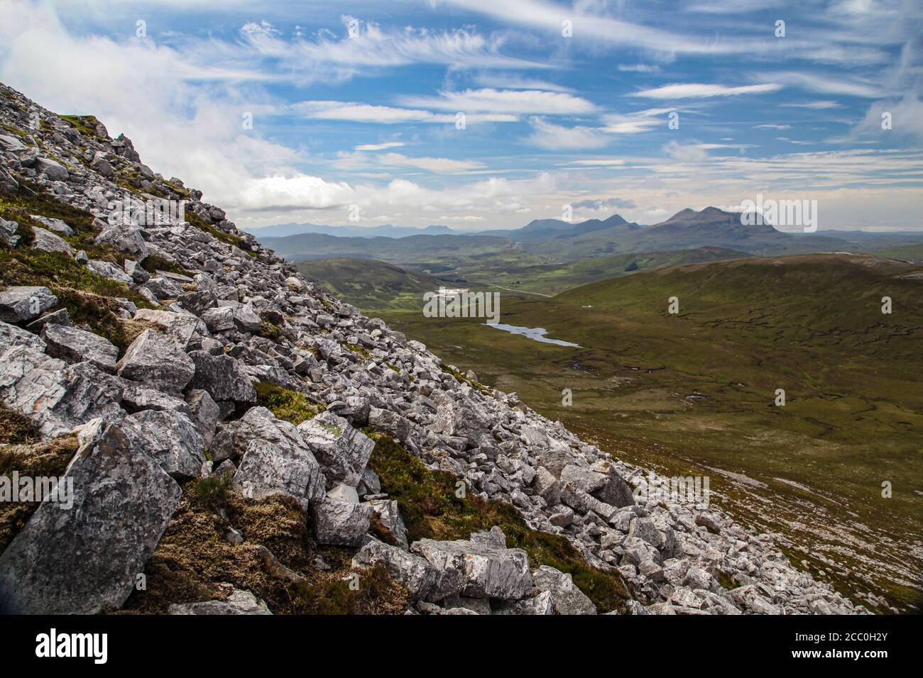 Compelling views on two routes to Breabag, a limestone and quartzite ...