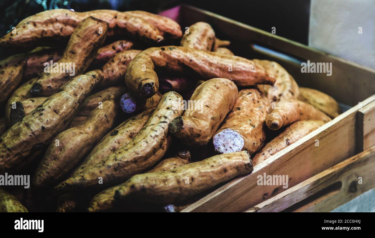 Taro root hi-res stock photography and images - Alamy