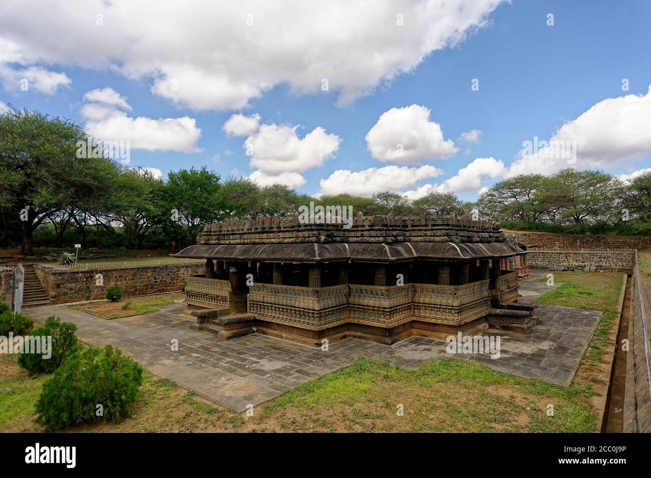 Ancient Nagareshvara Temple, Bankapura Stock Photo - Alamy
