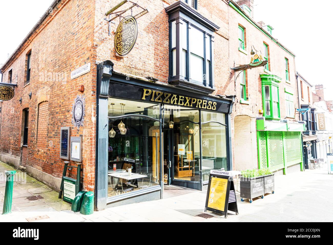 pizza express shop, pizza express store, pizza express sign, Lincoln ...