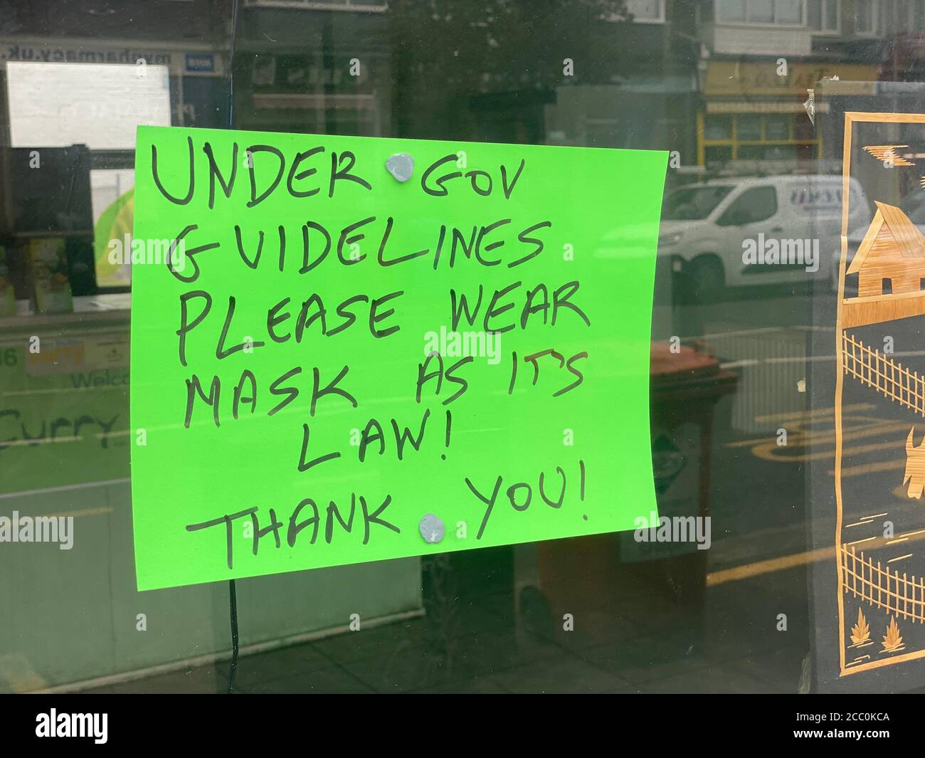 Please wear mask sign hi-res stock photography and images - Alamy