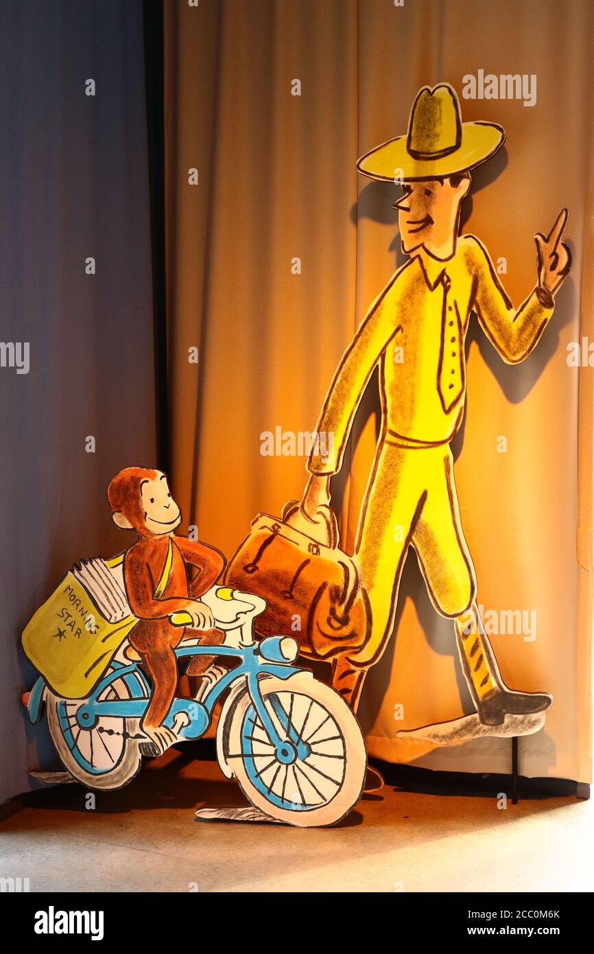 Curious george cartoon hi-res stock photography and images - Alamy