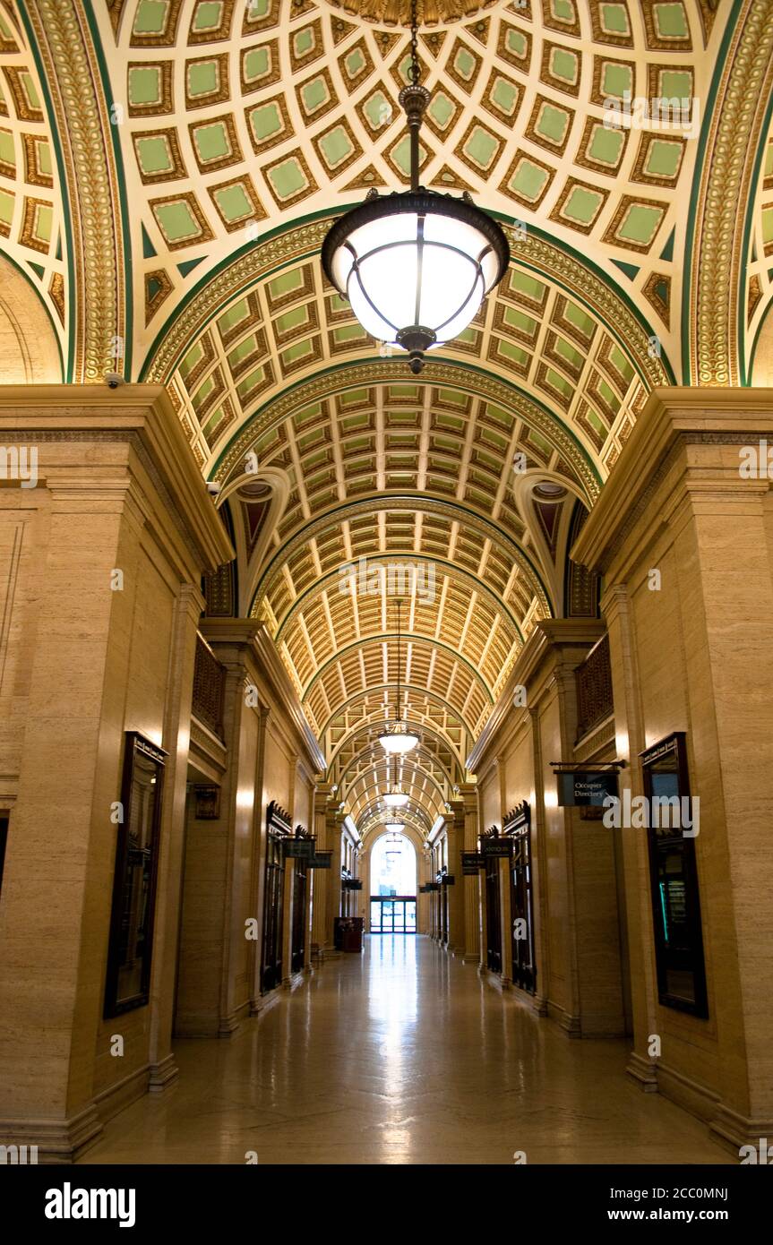 India Buildings, arcade of shops, Water Street, Liverpool, UK Stock ...