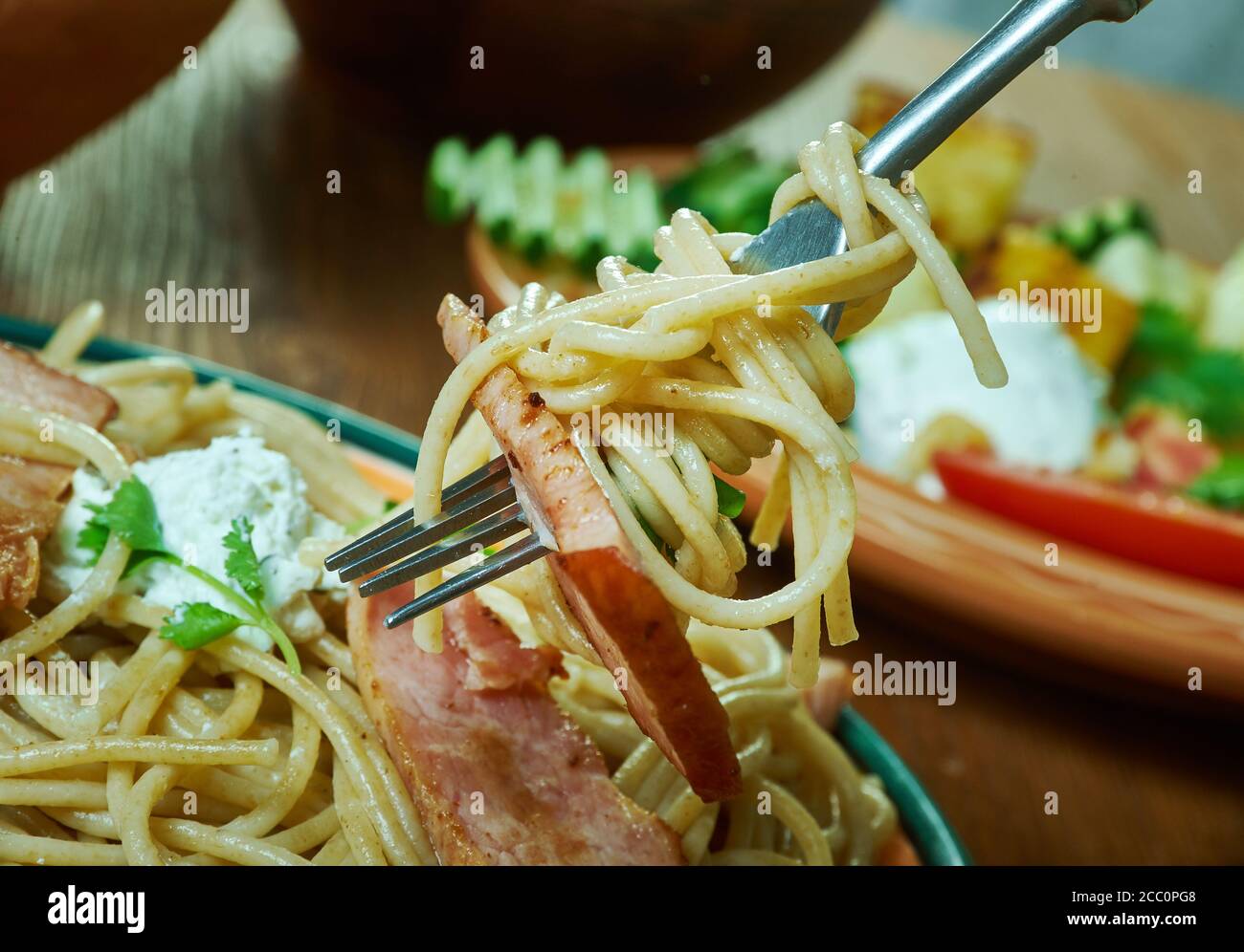 Spaghetti al guanciale - Italian dish hailing from Abruzzo Stock Photo ...