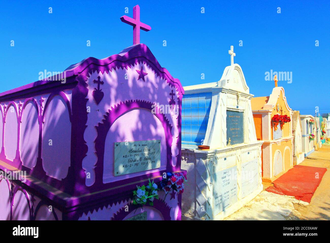Dutch Antilles. Aruba. Santa Anna church cemetery Stock Photo - Alamy