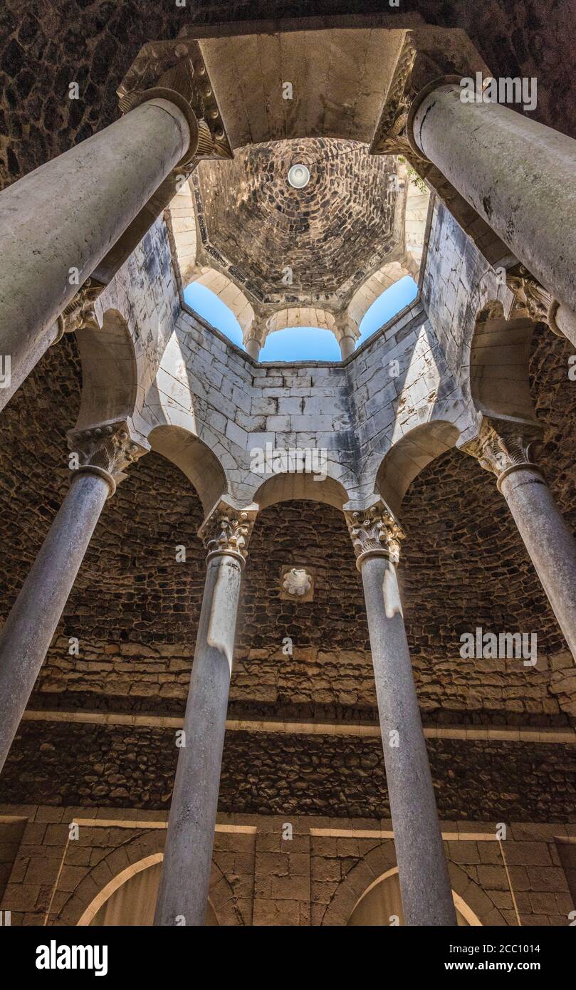 Spain, Catalonia, Girona, Arab baths (12th century), apodyterium and ...