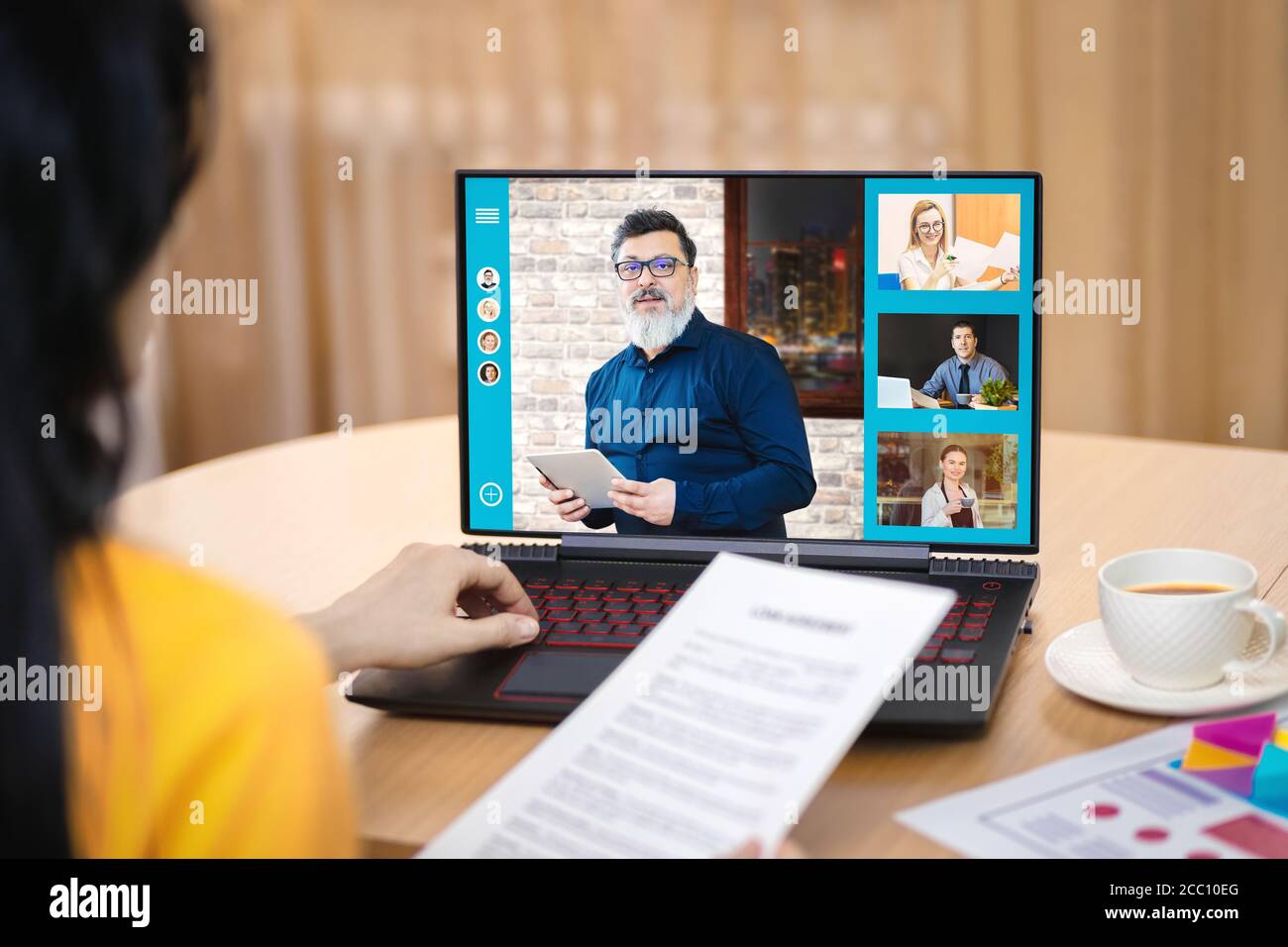 Video conference web call distance hi-res stock photography and images ...