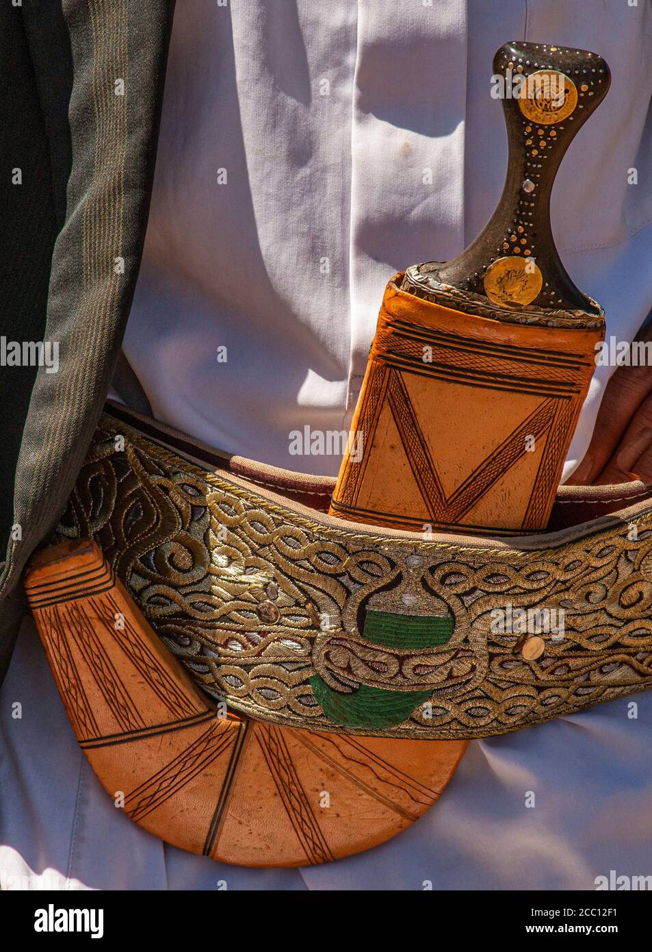 Middle east belt hi-res stock photography and images - Alamy