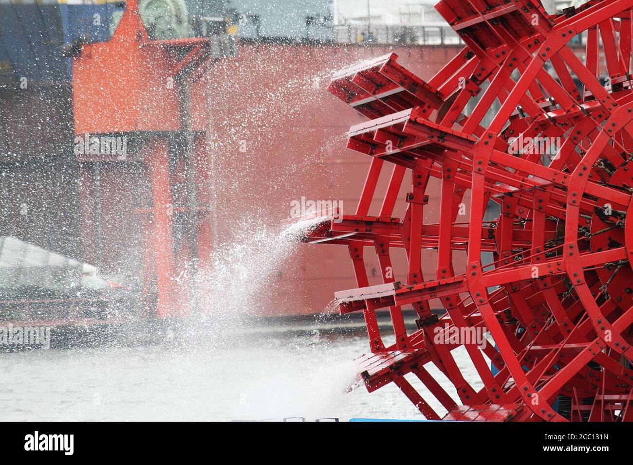Large paddlewheel hi-res stock photography and images - Alamy