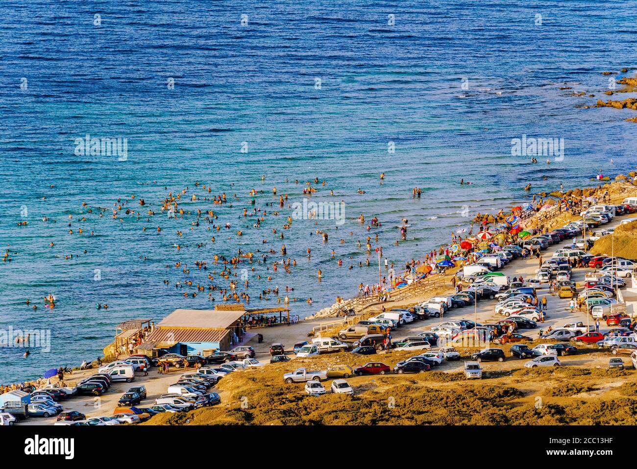 Africa, Tunisia, Bizerte, Mediterranean sea, beach with many bathers ...