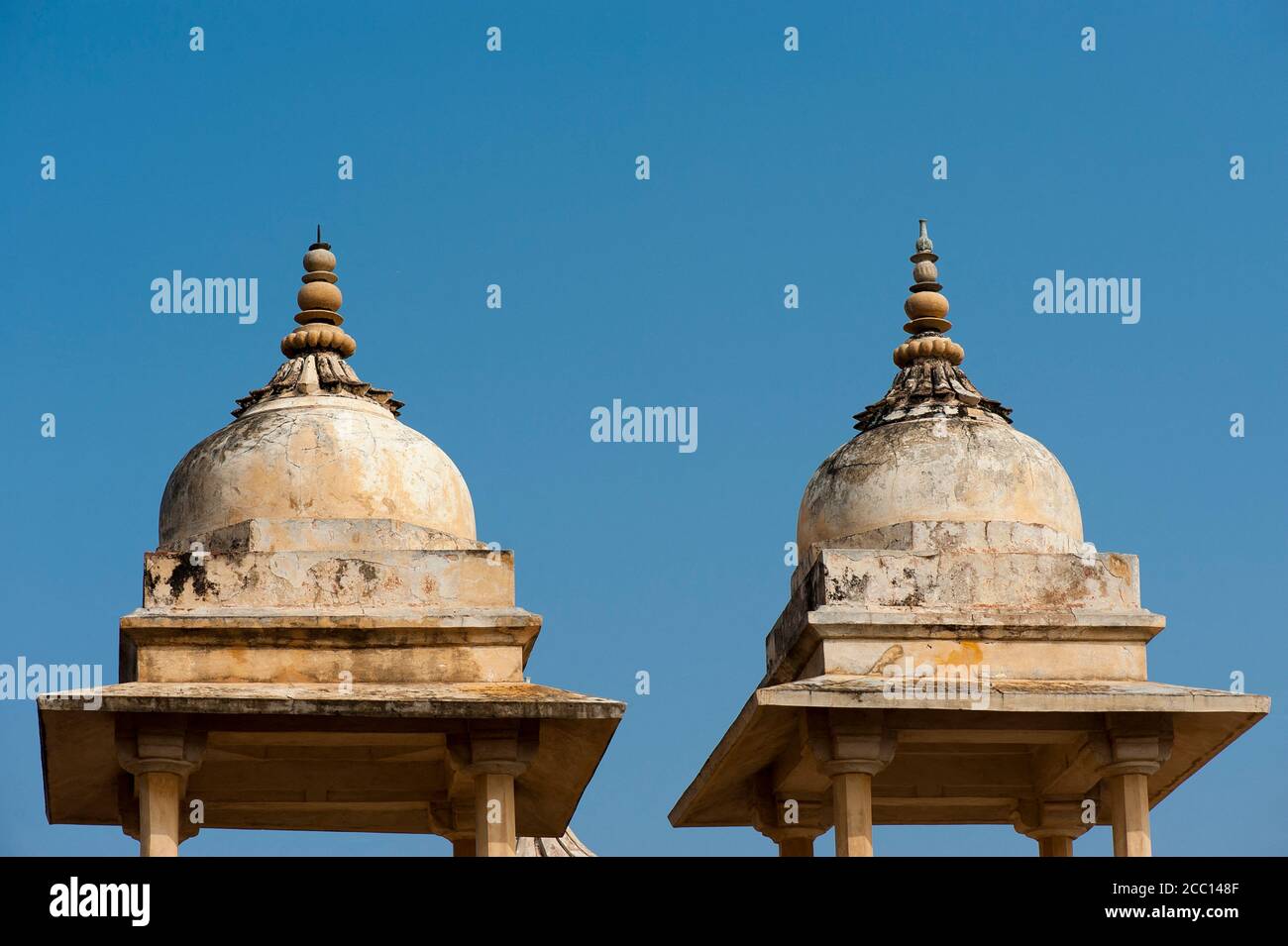 Amber fort's moghol towers, Jaipur, India Stock Photo - Alamy