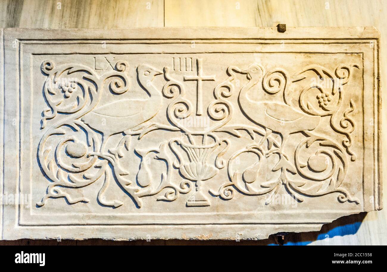 Italia, Veneto, Padua, Abbey of Santa Giustina, funeral tablet in white ...