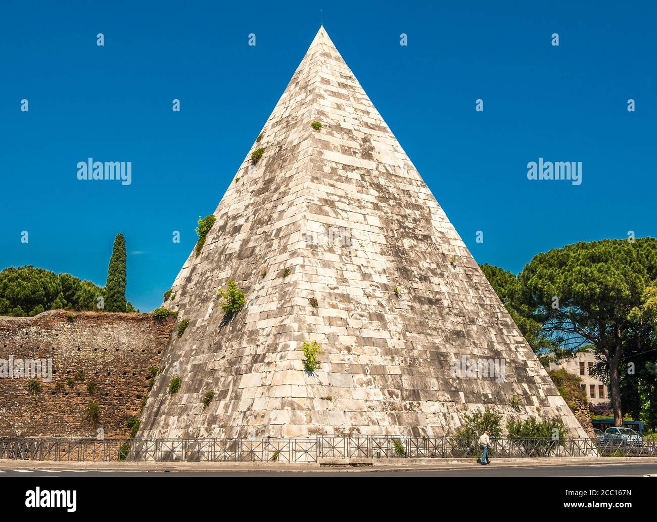 Cestius pyramid hi-res stock photography and images - Alamy