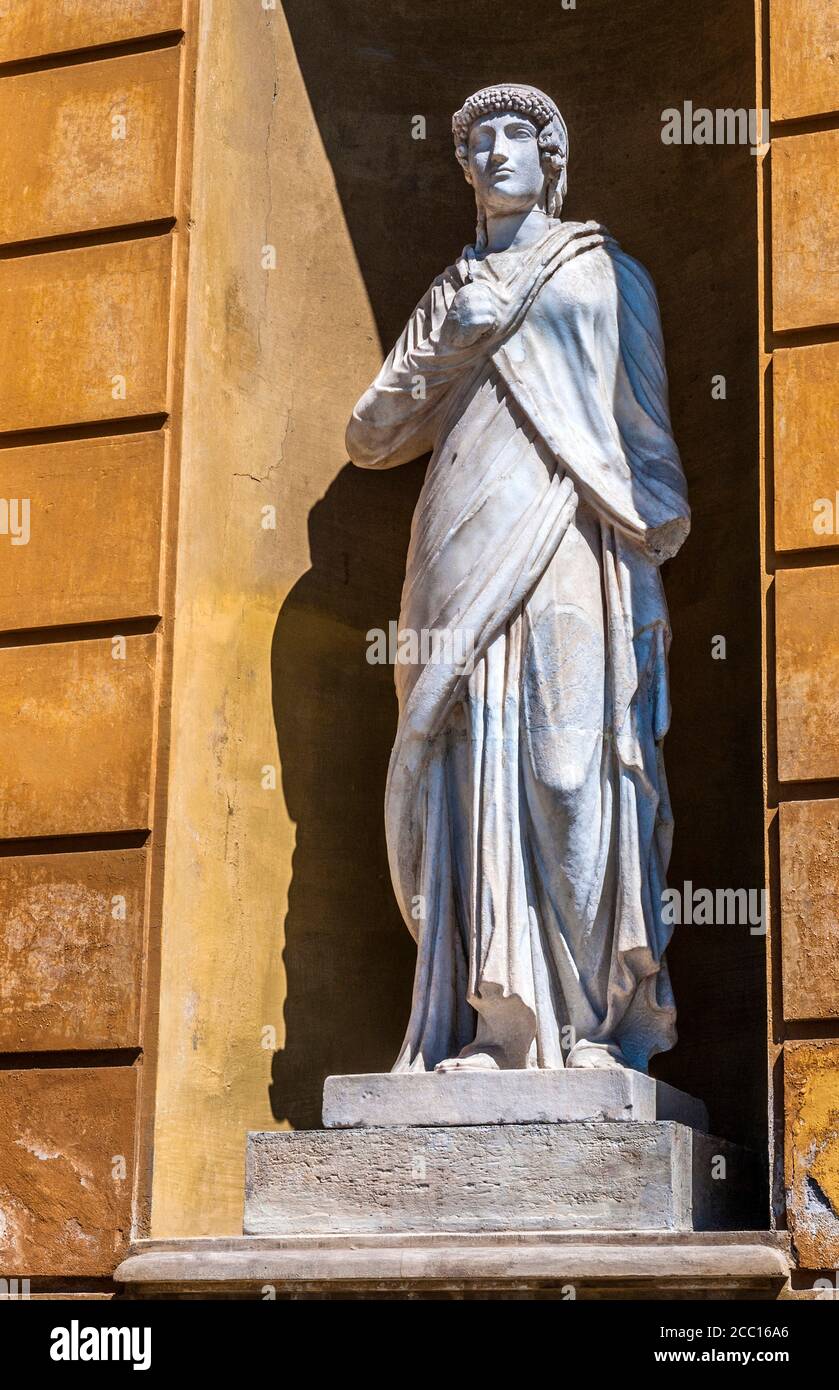 Italy, Rome, Vatican Museums, Cortile della Pigna, statue Stock Photo ...