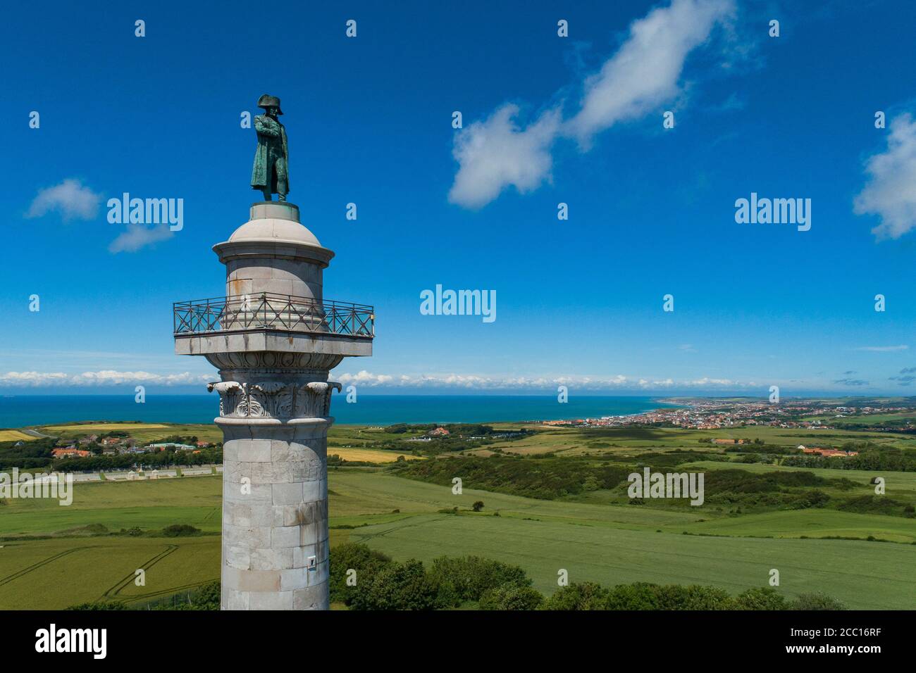 France, Pas-de-Calais, Cote d'Opale. Wimille. La colonne de la Grande ...