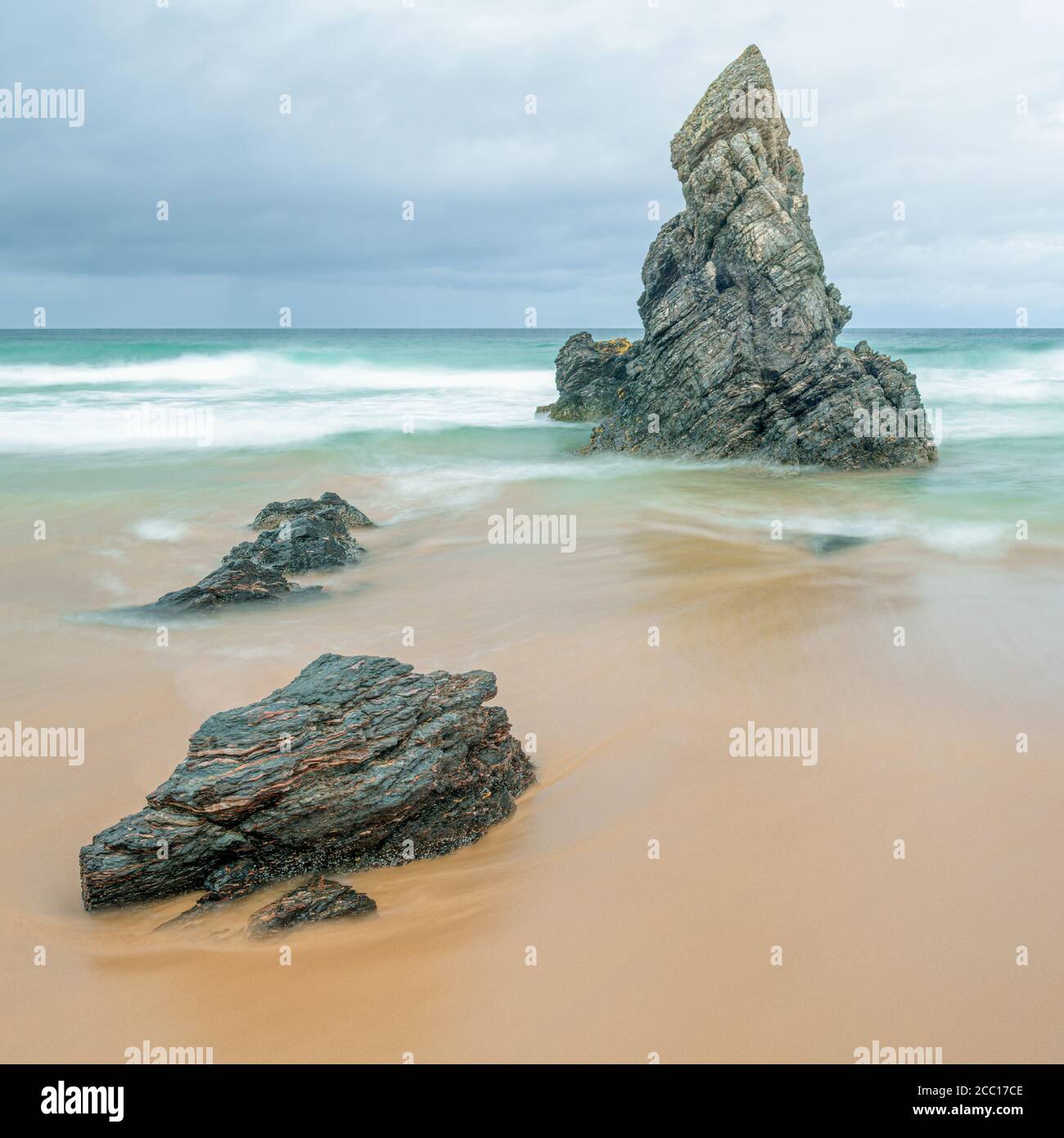 Seascape with tide coming in hi-res stock photography and images - Alamy