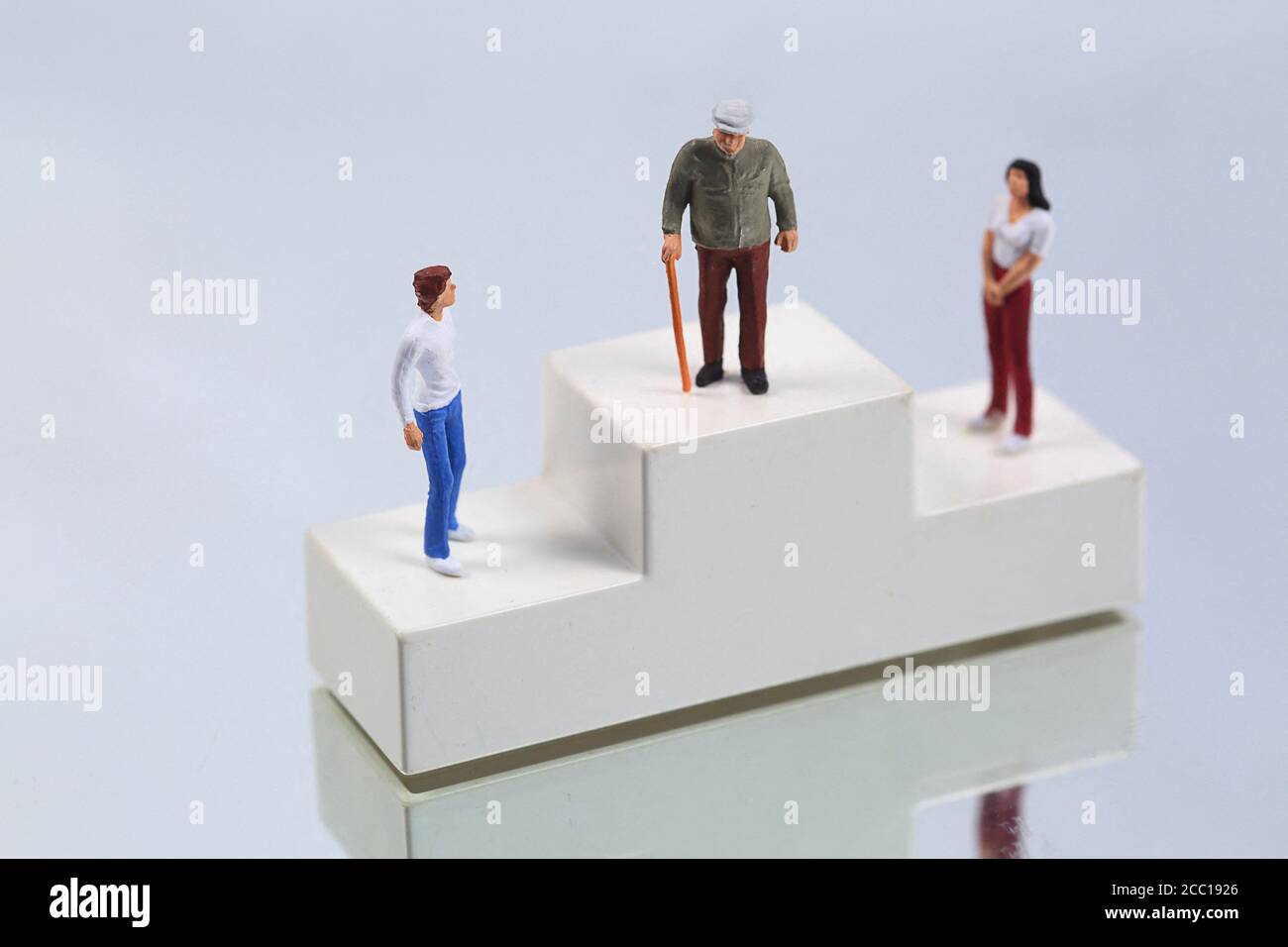 Retirement living plus hi-res stock photography and images - Alamy