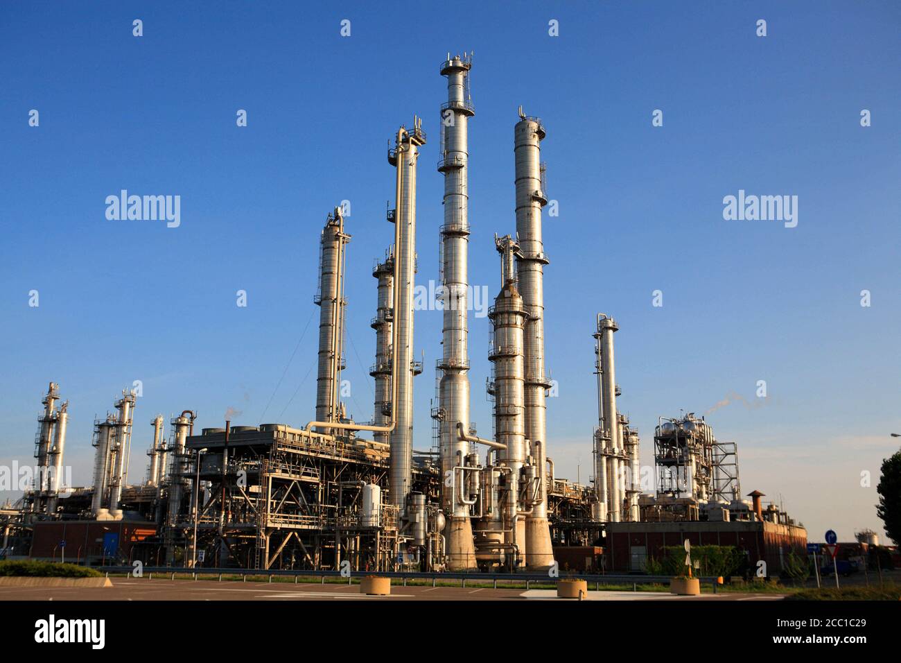 The Netherlands, South Holland, Rotterdam, oil refinery Stock Photo - Alamy