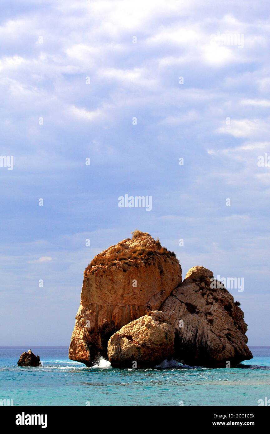 Petra tou romiou {aphrodites hi-res stock photography and images - Alamy