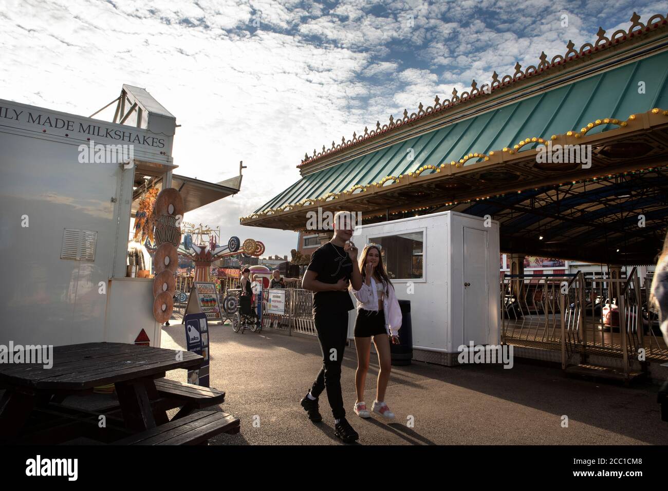 Fun fair rides skegness beach hi-res stock photography and images - Alamy