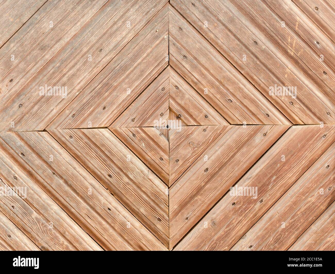 Diamond shape structure hi-res stock photography and images - Alamy