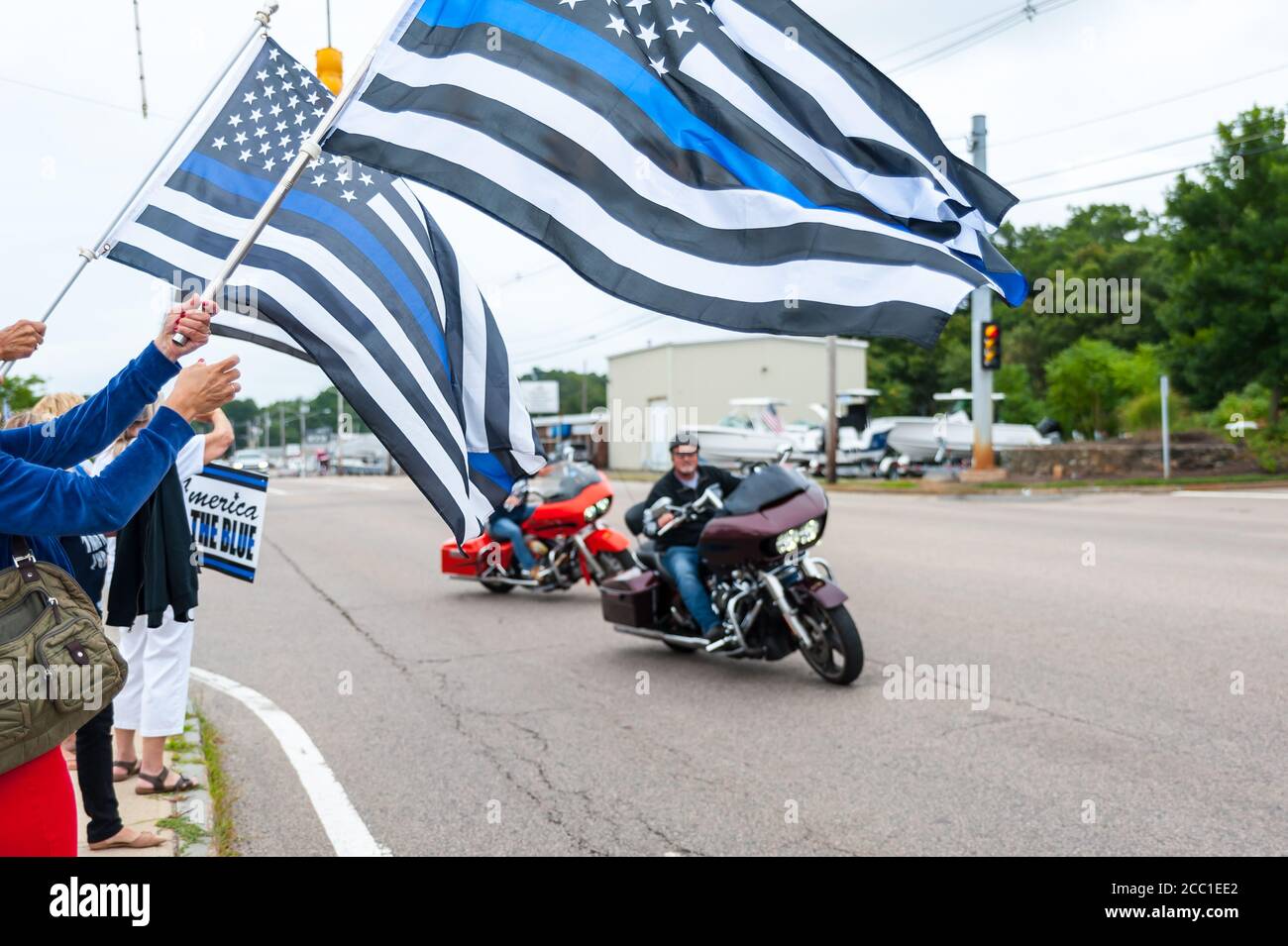 Thin blue line american flag hi-res stock photography and images - Alamy
