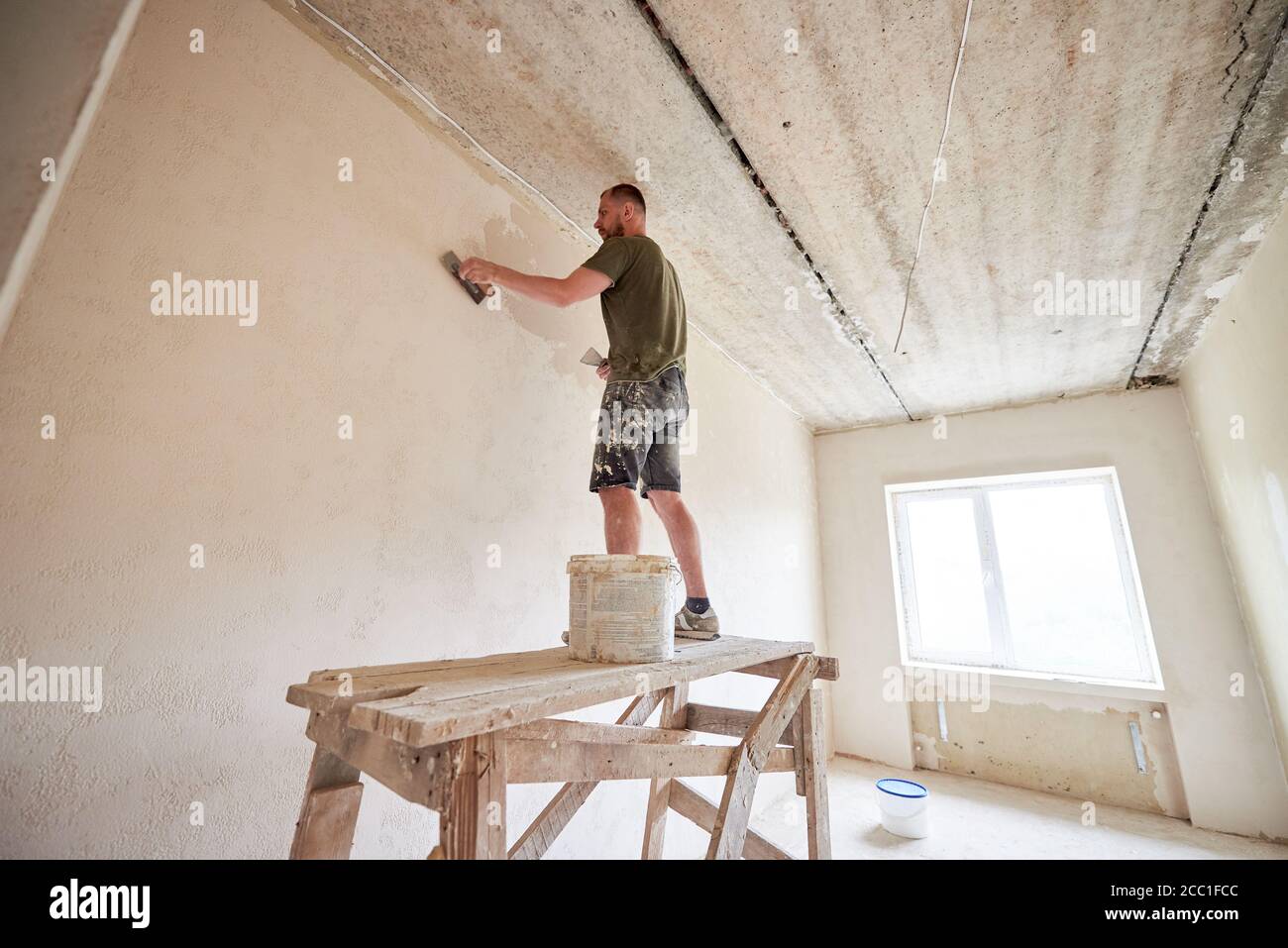 Plaster stand hi-res stock photography and images - Alamy
