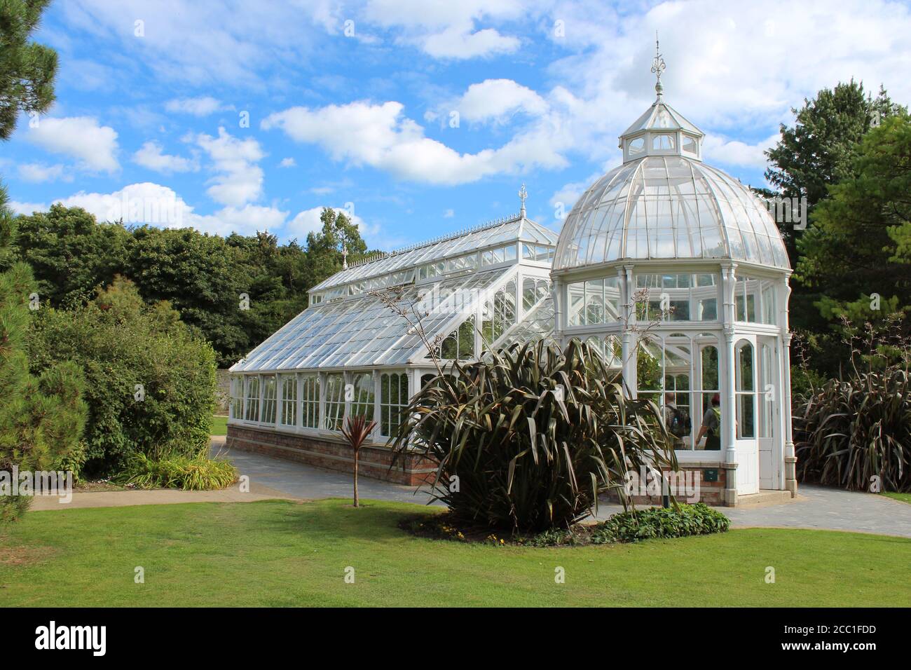 Glasshouse dome hi-res stock photography and images - Alamy