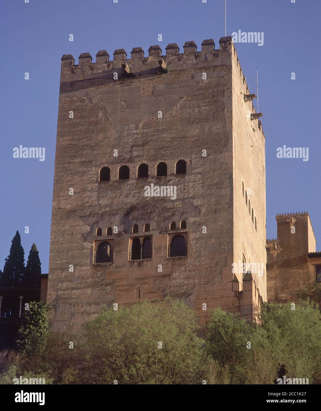 TORRE DE COMARES-EPOCA DE YUSUF I-ARQUITECTURA NAZARI-DEFENSIVA Y ...