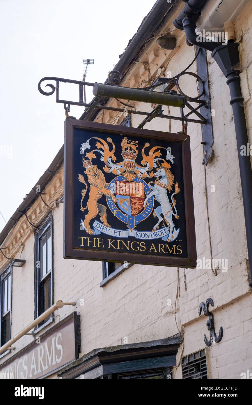 Hanging by the arms hi-res stock photography and images - Alamy