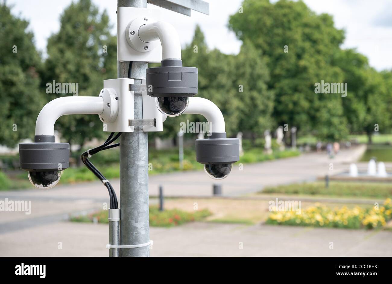 Pole mounted cctv cameras hi-res stock photography and images - Alamy